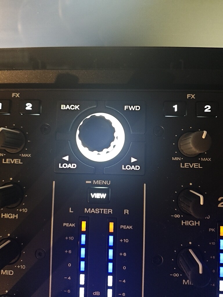 Does the physical track selection wheel and the surrounding buttons ...